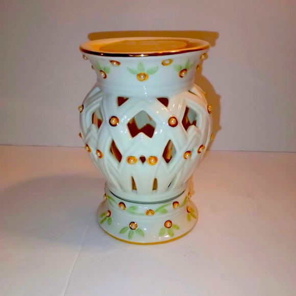 Avon | Accents | Scented Wax Diffuser | Poshmark